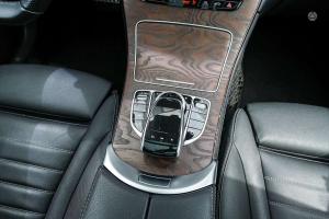 Black Mercedes-Benz GLC 350 2017 in Kaunas, with an engine capacity of 2.99 L and mileage of 208 thousand km for 22950 €, photo 22 on AUTOMOTO.COM.LV