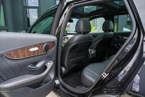 Black Mercedes-Benz GLC 350 2017 in Kaunas, with an engine capacity of 2.99 L and mileage of 208 thousand km for 22950 €, photo 35 on AUTOMOTO.COM.LV