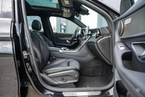 Black Mercedes-Benz GLC 350 2017 in Kaunas, with an engine capacity of 2.99 L and mileage of 208 thousand km for 22950 €, photo 40 on AUTOMOTO.COM.LV