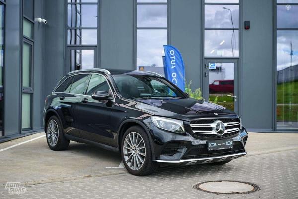 Black Mercedes-Benz GLC 350 2017 in Kaunas, with an engine capacity of 3.00 L and mileage of 208 thousand km for 22950 €, photo 1 on AUTOMOTO.COM.LV