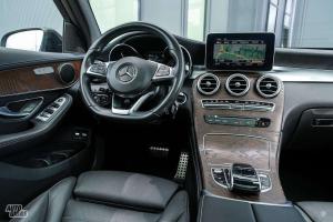 Black Mercedes-Benz GLC 350 2017 in Kaunas, with an engine capacity of 3.00 L and mileage of 208 thousand km for 22950 €, photo 18 on AUTOMOTO.COM.LV