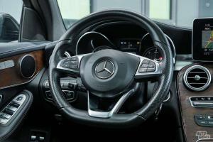 Black Mercedes-Benz GLC 350 2017 in Kaunas, with an engine capacity of 3.00 L and mileage of 208 thousand km for 22950 €, photo 19 on AUTOMOTO.COM.LV