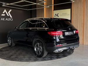 Melns Mercedes-Benz GLC 350 2017 Kauņa, ar dzinēja tilpumu 1.99 L un nobraukumu 169 tūkst. km par 19990 €, foto 8 vietnē AUTOMOTO.COM.LV