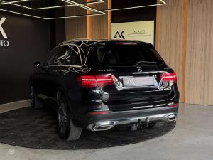 Melns Mercedes-Benz GLC 350 2017 Kauņa, ar dzinēja tilpumu 1.99 L un nobraukumu 169 tūkst. km par 19990 €, foto 9 vietnē AUTOMOTO.COM.LV
