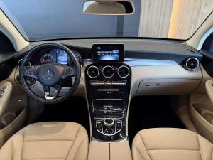 Melns Mercedes-Benz GLC 350 2017 Kauņa, ar dzinēja tilpumu 1.99 L un nobraukumu 169 tūkst. km par 19990 €, foto 16 vietnē AUTOMOTO.COM.LV