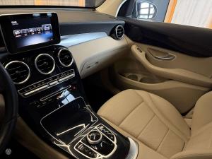 Melns Mercedes-Benz GLC 350 2017 Kauņa, ar dzinēja tilpumu 1.99 L un nobraukumu 169 tūkst. km par 19990 €, foto 19 vietnē AUTOMOTO.COM.LV