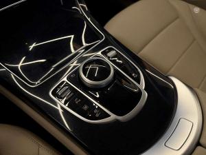 Melns Mercedes-Benz GLC 350 2017 Kauņa, ar dzinēja tilpumu 1.99 L un nobraukumu 169 tūkst. km par 19990 €, foto 20 vietnē AUTOMOTO.COM.LV