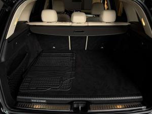 Melns Mercedes-Benz GLC 350 2017 Kauņa, ar dzinēja tilpumu 1.99 L un nobraukumu 169 tūkst. km par 19990 €, foto 25 vietnē AUTOMOTO.COM.LV