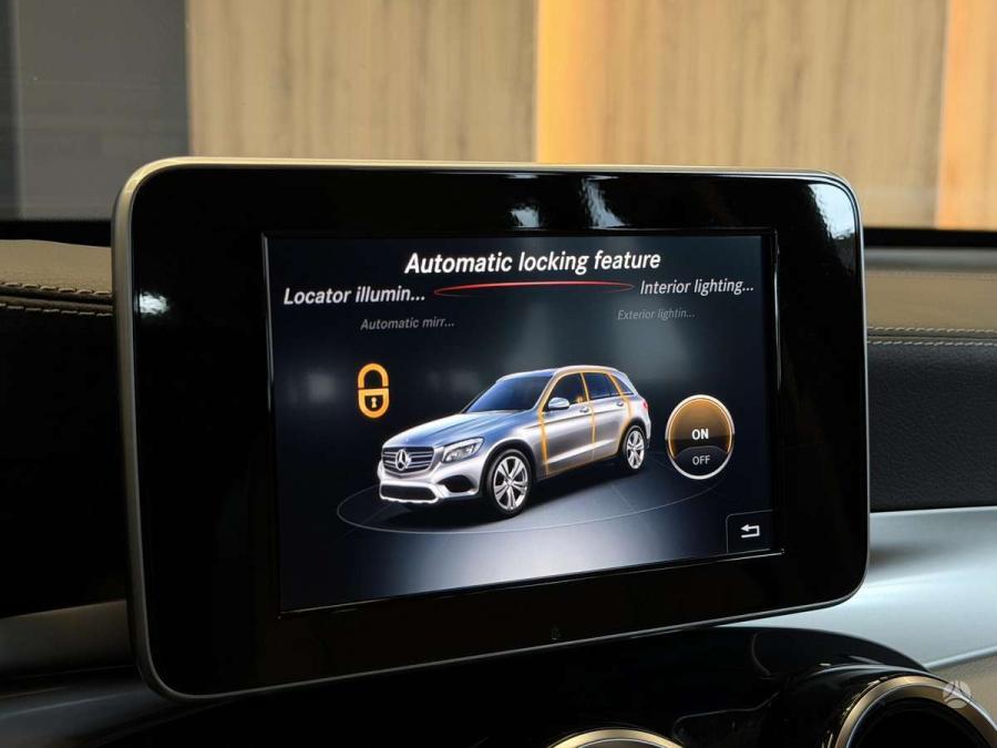Melns Mercedes-Benz GLC 350 2017 Kauņa, ar dzinēja tilpumu 1.99 L un nobraukumu 169 tūkst. km par 19990 €, foto 34 vietnē AUTOMOTO.COM.LV