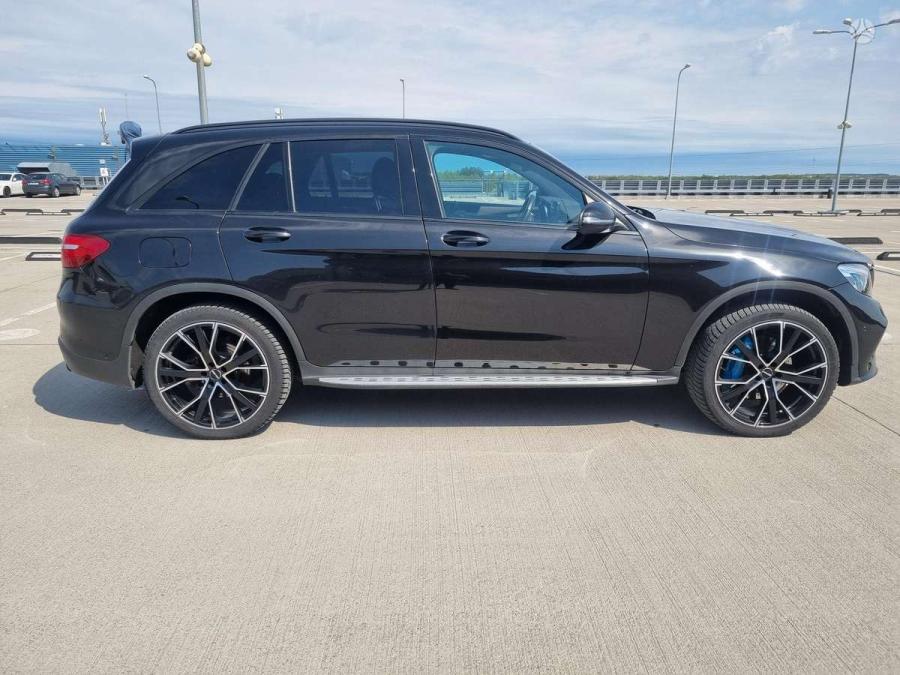 Melns Mercedes-Benz GLC 350 2017 Kauņa, ar dzinēja tilpumu 1.99 L un nobraukumu 193 tūkst. km par 19900 €, foto 11 vietnē AUTOMOTO.COM.LV