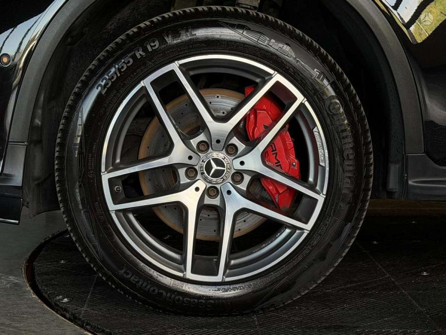 Melns Mercedes-Benz GLC 350 2017 Kauņa, ar dzinēja tilpumu 1.99 L un nobraukumu 180 tūkst. km par 25990 €, foto 8 vietnē AUTOMOTO.COM.LV