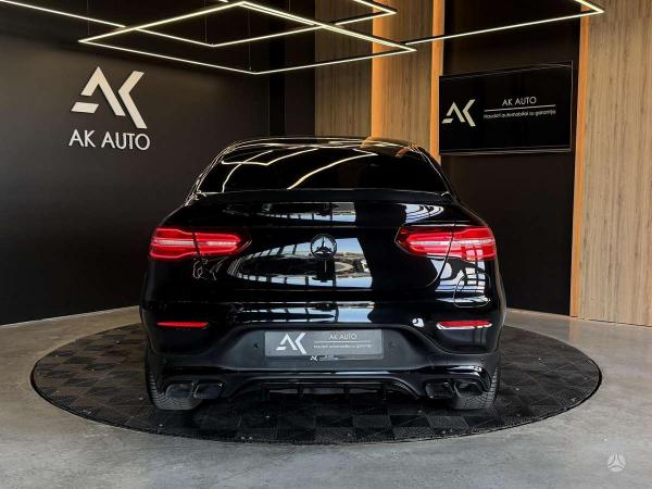 Melns Mercedes-Benz GLC 350 2017 Kauņa, ar dzinēja tilpumu 1.99 L un nobraukumu 180 tūkst. km par 25990 €, foto 10 vietnē AUTOMOTO.COM.LV