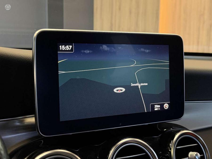 Melns Mercedes-Benz GLC 350 2017 Kauņa, ar dzinēja tilpumu 1.99 L un nobraukumu 180 tūkst. km par 25990 €, foto 33 vietnē AUTOMOTO.COM.LV