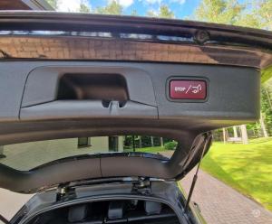 Melns Mercedes-Benz GLC 350 2017 Molėtai, ar dzinēja tilpumu 1.99 L un nobraukumu 248 tūkst. km par 11300 €, foto 9 vietnē AUTOMOTO.COM.LV
