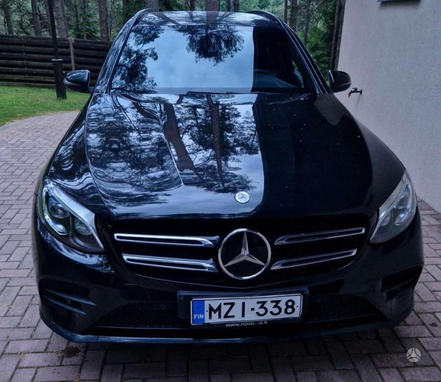 Melns Mercedes-Benz GLC 350 2017 Molėtai, ar dzinēja tilpumu 1.99 L un nobraukumu 248 tūkst. km par 11300 €, foto 12 vietnē AUTOMOTO.COM.LV