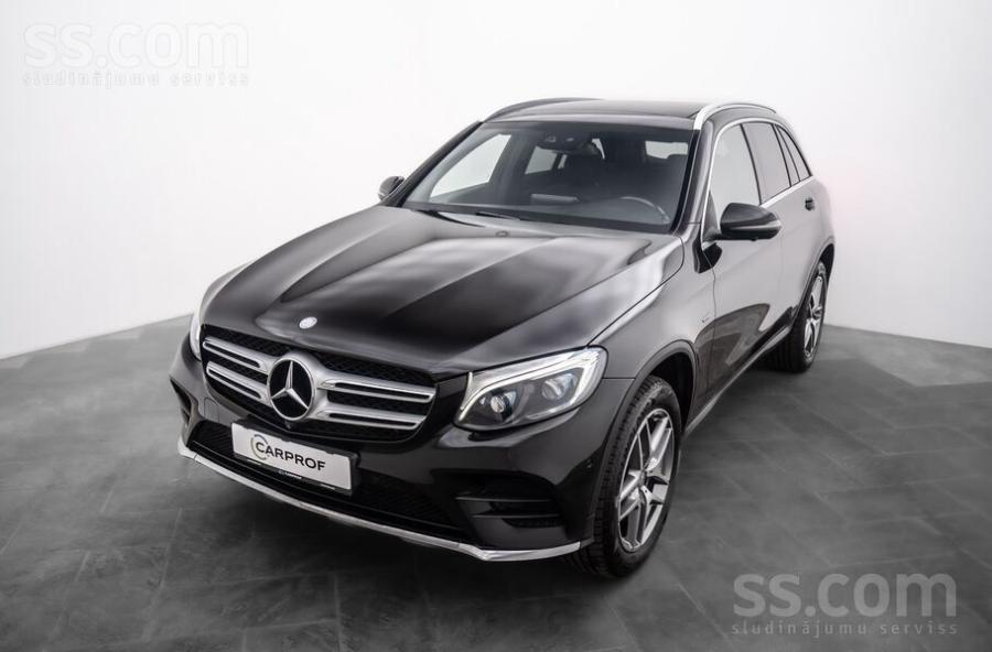 Melns Mercedes-Benz GLC 350 2017 Tallina, ar dzinēja tilpumu 2.00 L un nobraukumu 197 tūkst. km par 17499 €, foto 1 vietnē AUTOMOTO.COM.LV