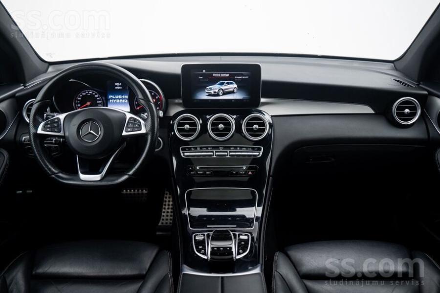 Melns Mercedes-Benz GLC 350 2017 Tallina, ar dzinēja tilpumu 2.00 L un nobraukumu 197 tūkst. km par 17499 €, foto 3 vietnē AUTOMOTO.COM.LV