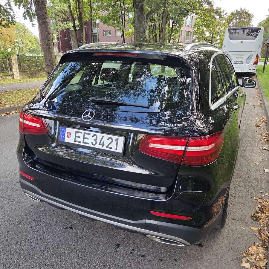 Melns Mercedes-Benz GLC 350 2017 Kauņa, ar dzinēja tilpumu 1.99 L un nobraukumu 229 tūkst. km par 16750 €, foto 5 vietnē AUTOMOTO.COM.LV