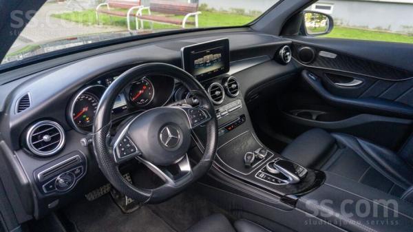 Мерседес GLC 350 2017 в Рига на AUTOMOTO.COM.LV Черный Мерседес GLC 350 2017 в Рига, объемом двигателя 2.00 л и пробегом 209 тыс. км за 18790 €, фото 11 на AUTOMOTO.COM.LV