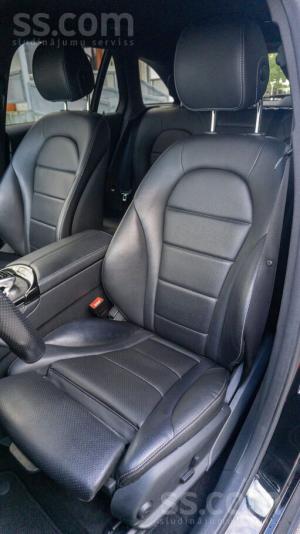 Melns Mercedes-Benz GLC 350 2017 Rīga, ar dzinēja tilpumu 2.00 L un nobraukumu 209 tūkst. km par 18790 €, foto 28 vietnē AUTOMOTO.COM.LV