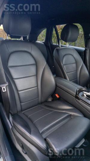 Melns Mercedes-Benz GLC 350 2017 Rīga, ar dzinēja tilpumu 2.00 L un nobraukumu 209 tūkst. km par 18790 €, foto 29 vietnē AUTOMOTO.COM.LV