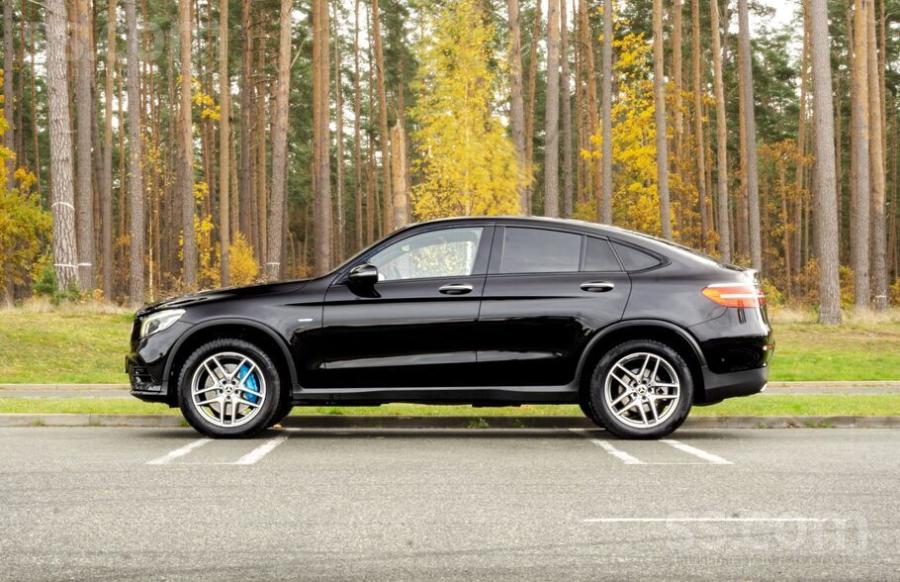Black Mercedes-Benz GLC 350 2017 in Riga, with an engine capacity of 2.00 L and mileage of 231 thousand km for 22990 €, photo 6 on AUTOMOTO.COM.LV