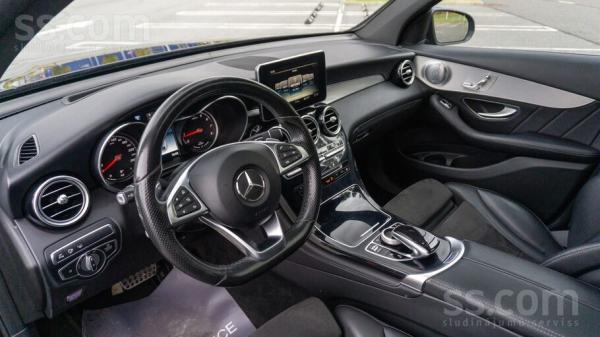 Black Mercedes-Benz GLC 350 2017 in Riga, with an engine capacity of 2.00 L and mileage of 231 thousand km for 22990 €, photo 11 on AUTOMOTO.COM.LV