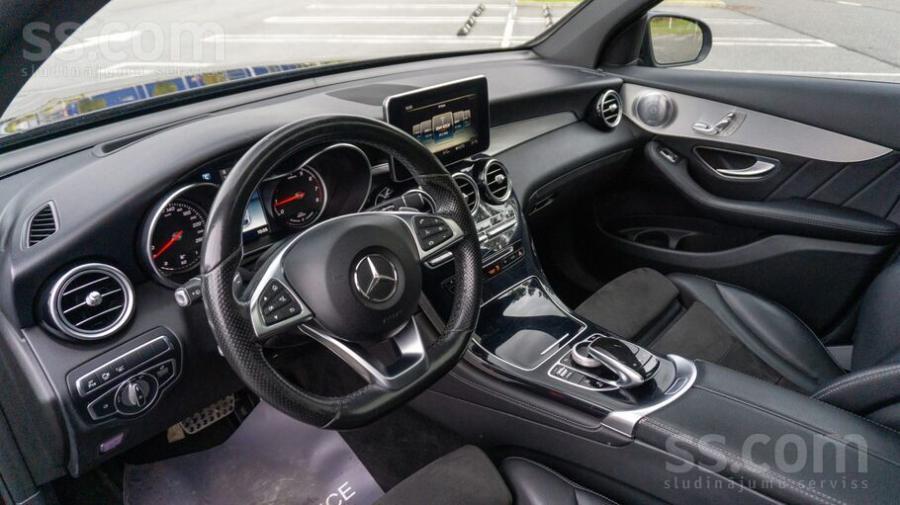 Black Mercedes-Benz GLC 350 2017 in Riga, with an engine capacity of 2.00 L and mileage of 231 thousand km for 22990 €, photo 11 on AUTOMOTO.COM.LV