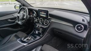 Black Mercedes-Benz GLC 350 2017 in Riga, with an engine capacity of 2.00 L and mileage of 231 thousand km for 22990 €, photo 12 on AUTOMOTO.COM.LV