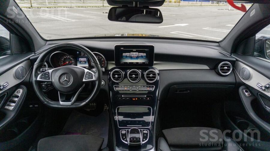 Black Mercedes-Benz GLC 350 2017 in Riga, with an engine capacity of 2.00 L and mileage of 231 thousand km for 22990 €, photo 13 on AUTOMOTO.COM.LV