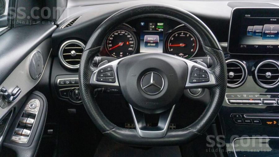 Black Mercedes-Benz GLC 350 2017 in Riga, with an engine capacity of 2.00 L and mileage of 231 thousand km for 22990 €, photo 15 on AUTOMOTO.COM.LV
