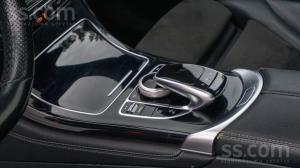 Black Mercedes-Benz GLC 350 2017 in Riga, with an engine capacity of 2.00 L and mileage of 231 thousand km for 22990 €, photo 16 on AUTOMOTO.COM.LV