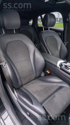 Black Mercedes-Benz GLC 350 2017 in Riga, with an engine capacity of 2.00 L and mileage of 231 thousand km for 22990 €, photo 29 on AUTOMOTO.COM.LV