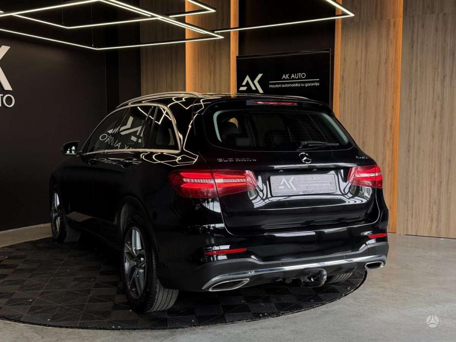 Melns Mercedes-Benz GLC 350 2018 Kauņa, ar dzinēja tilpumu 1.99 L un nobraukumu 155 tūkst. km par 20490 €, foto 10 vietnē AUTOMOTO.COM.LV