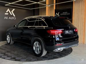 Melns Mercedes-Benz GLC 350 2018 Kauņa, ar dzinēja tilpumu 1.99 L un nobraukumu 158 tūkst. km par 20490 €, foto 8 vietnē AUTOMOTO.COM.LV