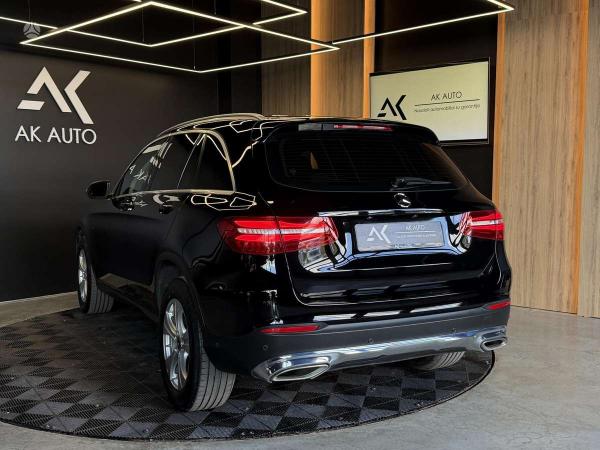 Melns Mercedes-Benz GLC 350 2018 Kauņa, ar dzinēja tilpumu 1.99 L un nobraukumu 158 tūkst. km par 20490 €, foto 8 vietnē AUTOMOTO.COM.LV