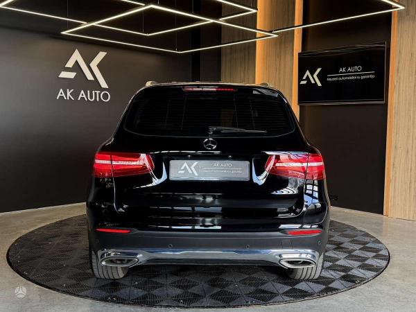 Melns Mercedes-Benz GLC 350 2018 Kauņa, ar dzinēja tilpumu 1.99 L un nobraukumu 158 tūkst. km par 20490 €, foto 9 vietnē AUTOMOTO.COM.LV
