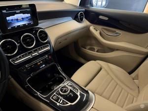 Melns Mercedes-Benz GLC 350 2018 Kauņa, ar dzinēja tilpumu 1.99 L un nobraukumu 158 tūkst. km par 20490 €, foto 19 vietnē AUTOMOTO.COM.LV