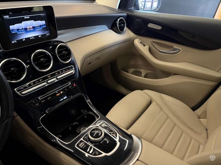 Melns Mercedes-Benz GLC 350 2018 Kauņa, ar dzinēja tilpumu 1.99 L un nobraukumu 158 tūkst. km par 20490 €, foto 19 vietnē AUTOMOTO.COM.LV