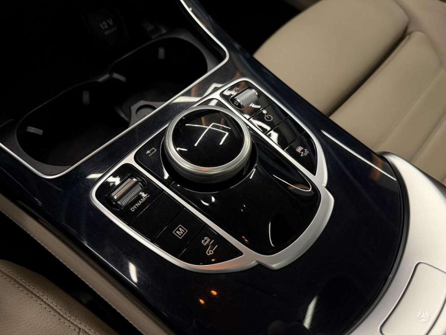 Melns Mercedes-Benz GLC 350 2018 Kauņa, ar dzinēja tilpumu 1.99 L un nobraukumu 158 tūkst. km par 20490 €, foto 20 vietnē AUTOMOTO.COM.LV