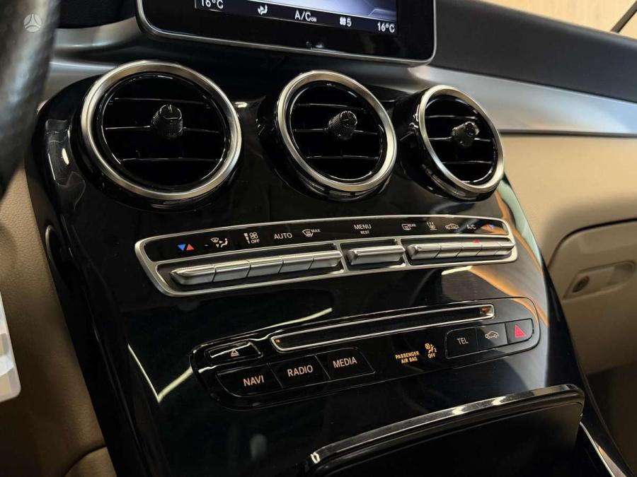 Melns Mercedes-Benz GLC 350 2018 Kauņa, ar dzinēja tilpumu 1.99 L un nobraukumu 158 tūkst. km par 20490 €, foto 21 vietnē AUTOMOTO.COM.LV