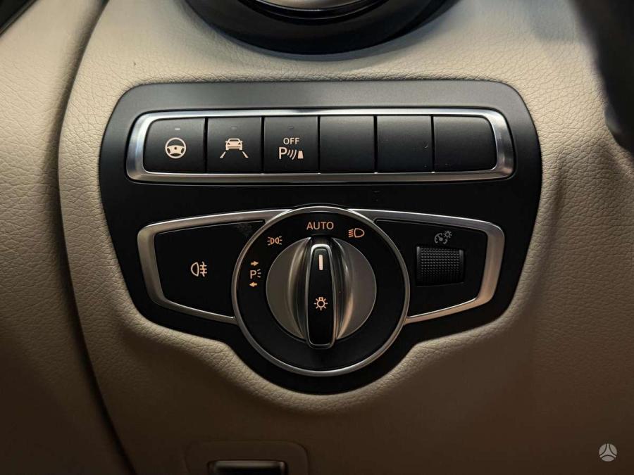 Melns Mercedes-Benz GLC 350 2018 Kauņa, ar dzinēja tilpumu 1.99 L un nobraukumu 158 tūkst. km par 20490 €, foto 26 vietnē AUTOMOTO.COM.LV