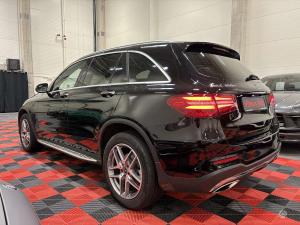 Black Mercedes-Benz GLC 350 2018 in Vilnius, with an engine capacity of 1.99 L and mileage of 191 thousand km for 20500 €, photo 5 on AUTOMOTO.COM.LV
