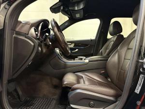 Black Mercedes-Benz GLC 350 2018 in Vilnius, with an engine capacity of 1.99 L and mileage of 191 thousand km for 20500 €, photo 15 on AUTOMOTO.COM.LV