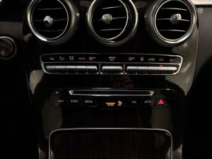 Black Mercedes-Benz GLC 350 2018 in Vilnius, with an engine capacity of 1.99 L and mileage of 191 thousand km for 20500 €, photo 25 on AUTOMOTO.COM.LV