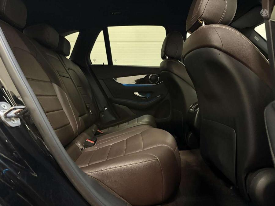 Black Mercedes-Benz GLC 350 2018 in Vilnius, with an engine capacity of 1.99 L and mileage of 191 thousand km for 20500 €, photo 30 on AUTOMOTO.COM.LV