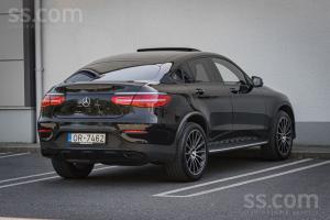 Melns Mercedes-Benz GLC 350 2018 Rīga, ar dzinēja tilpumu 3.00 L un nobraukumu 169 tūkst. km par 26950 €, foto 9 vietnē AUTOMOTO.COM.LV
