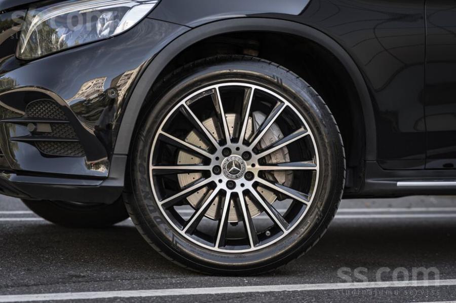 Melns Mercedes-Benz GLC 350 2018 Rīga, ar dzinēja tilpumu 3.00 L un nobraukumu 169 tūkst. km par 26950 €, foto 15 vietnē AUTOMOTO.COM.LV
