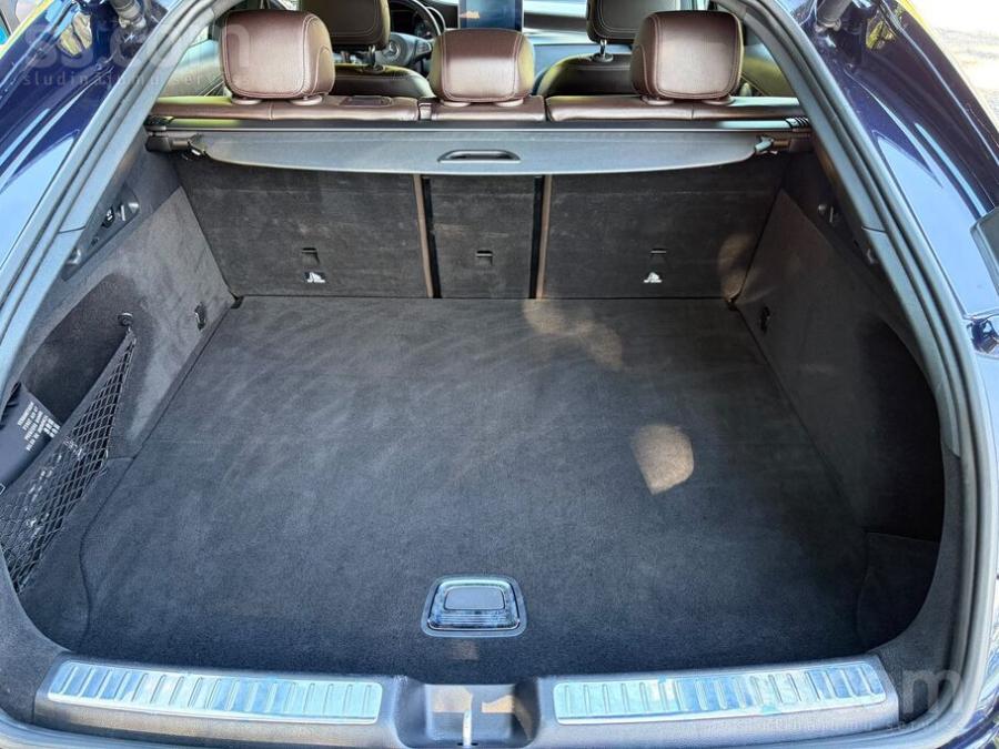 Blue Mercedes-Benz GLC 350 2018 in Riga, with an engine capacity of 3.00 L and mileage of 206 thousand km for 27990 €, photo 18 on AUTOMOTO.COM.LV