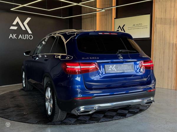 Zils Mercedes-Benz GLC 350 2016 Kauņa, ar dzinēja tilpumu 1.99 L un nobraukumu 96 tūkst. km par 20490 €, foto 8 vietnē AUTOMOTO.COM.LV